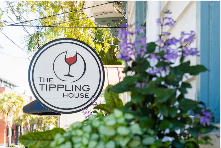 Home [thetipplinghousechs.com]